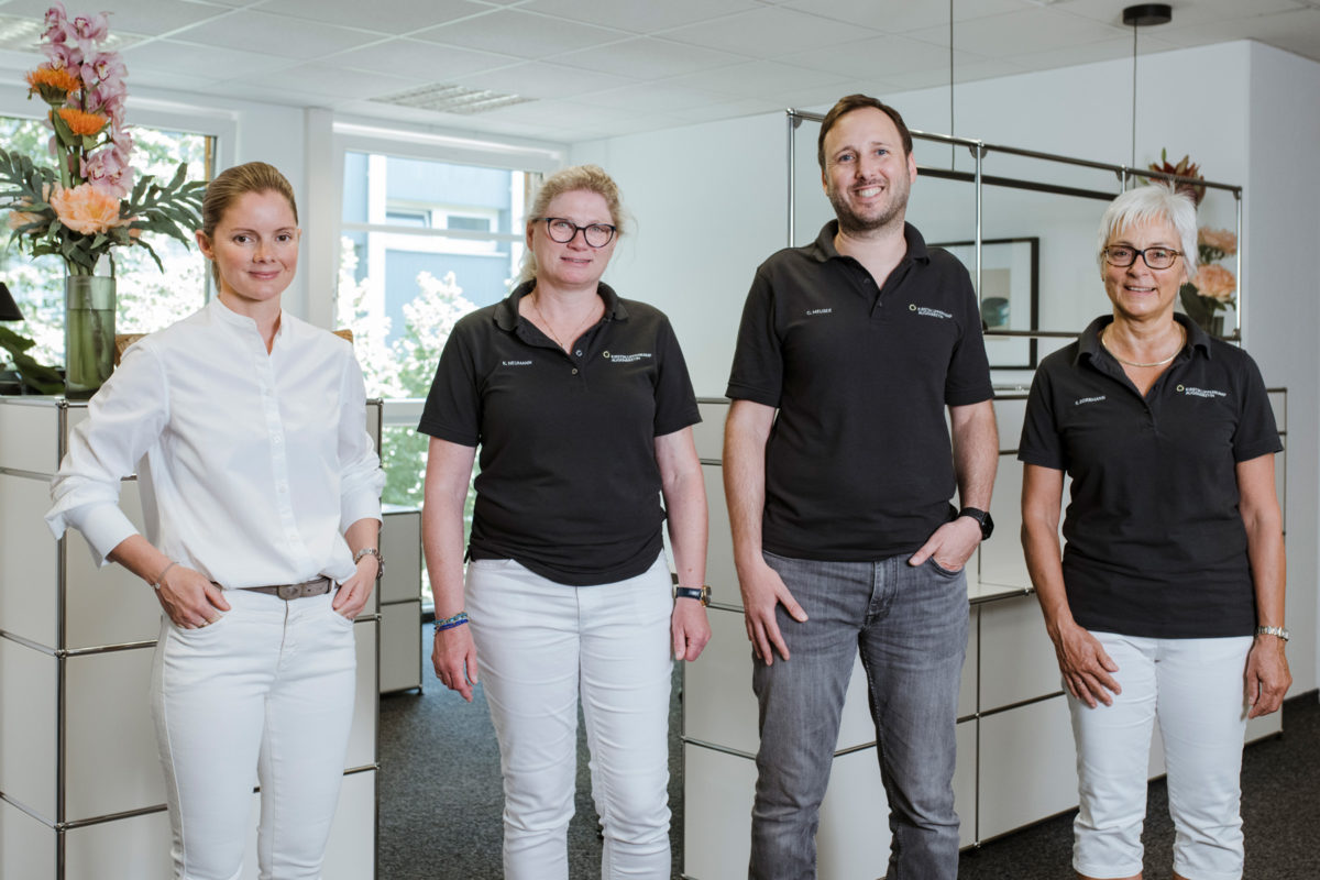 Praxisteam _ KIRSTIN UPPENKAMP AUGENÄRZTIN